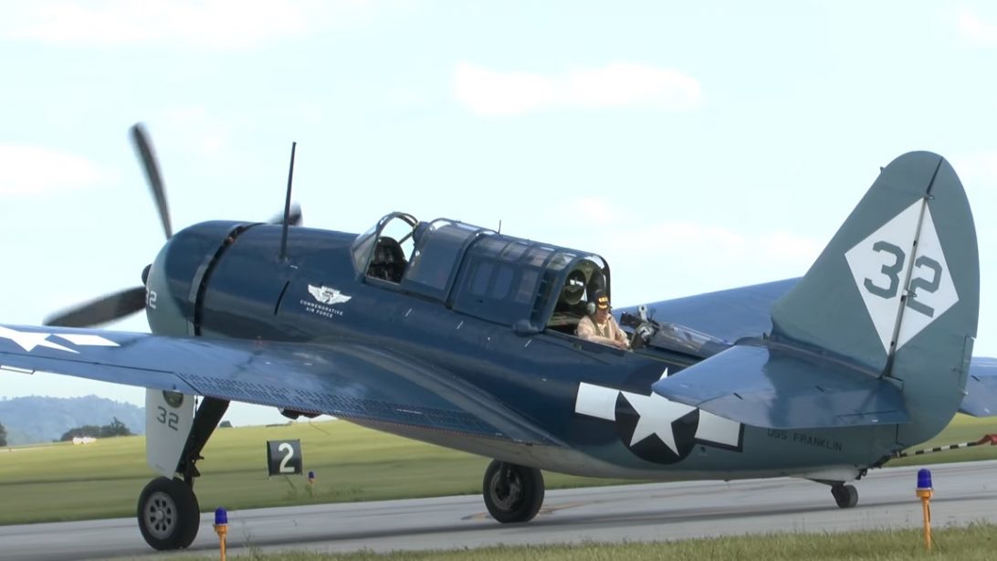 5 Reasons the “Helldiver” Was The Worst and Final Navy Dive Bomber ...