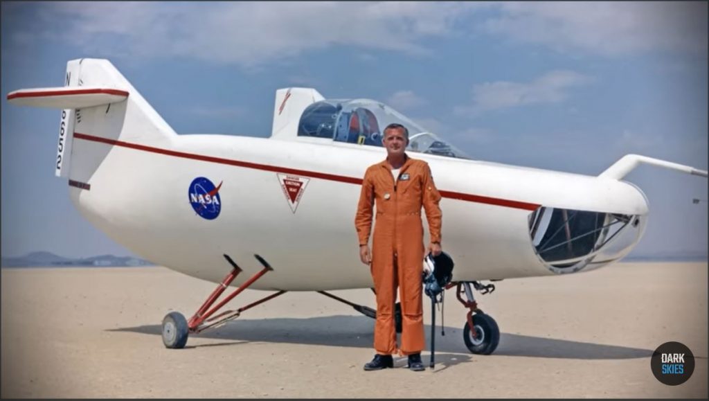 Brilliant DH Mosquito Cockpit Tour – War Bird Fanatics