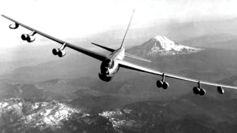 10 Facts About America’s INSANE Short Lived Mega Bomber Plane of WW2 ...