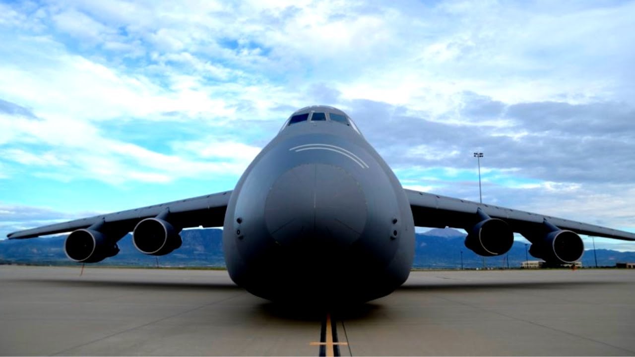 10 Facts About The Largest Plane in America’s Aircraft Inventory – War ...