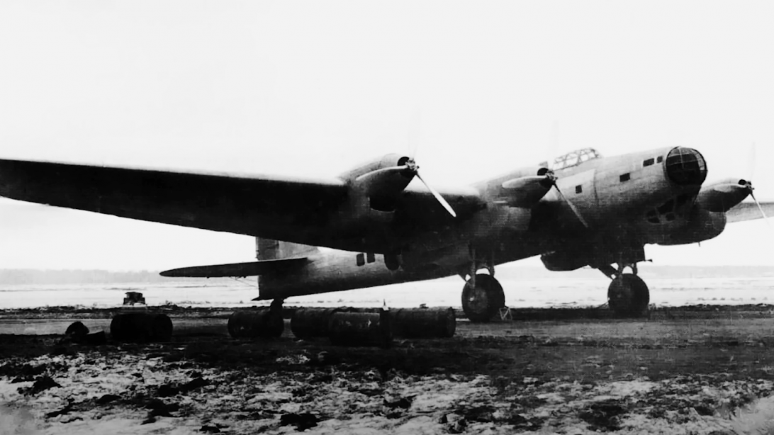 Why Russia’s WW2 Heavy Bomber Failed | Petlyakov Pe-8 – War Bird Fanatics