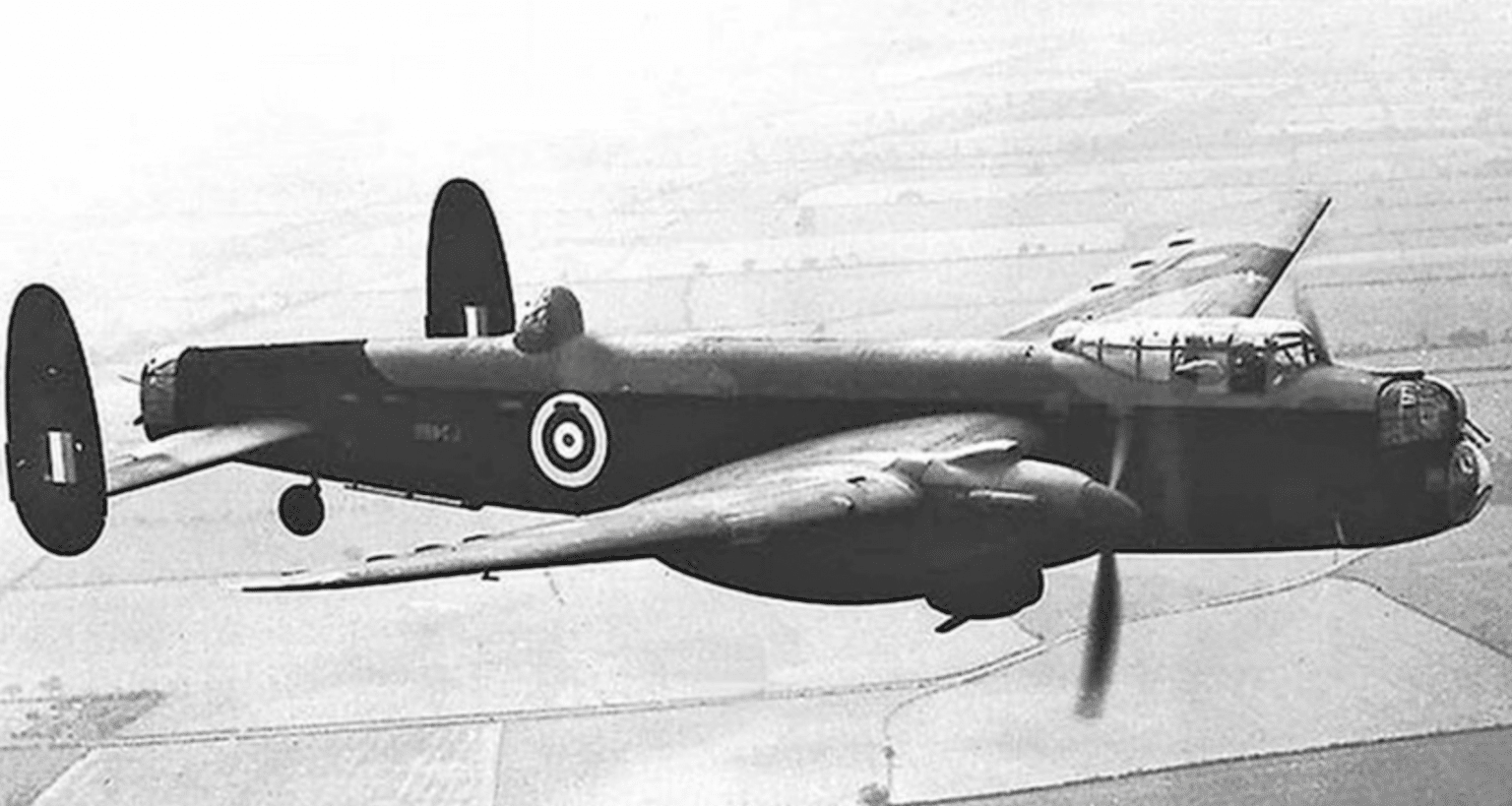 The Ten Deadliest British Bombers In WWII – War Bird Fanatics