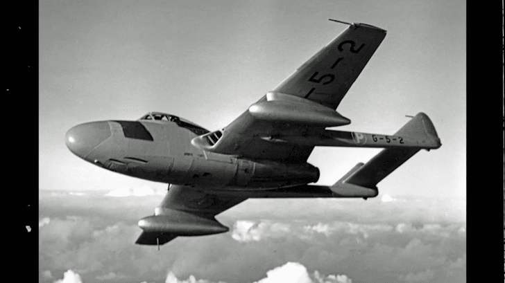 The Vampire Plane That Changed Aviation Forever – War Bird Fanatics