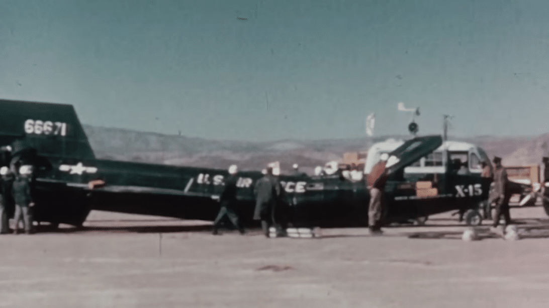 The Plane that Almost Melted – The Fastest Flight Ever Mach 6.7 – War ...