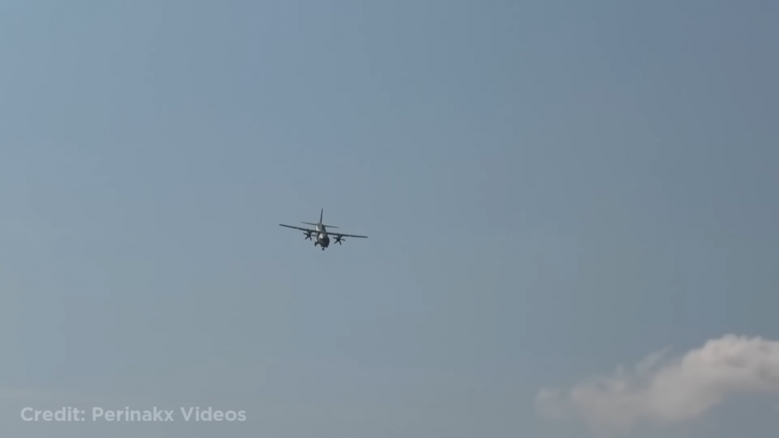 10 Most Insane Air Show Stunts – War Bird Fanatics