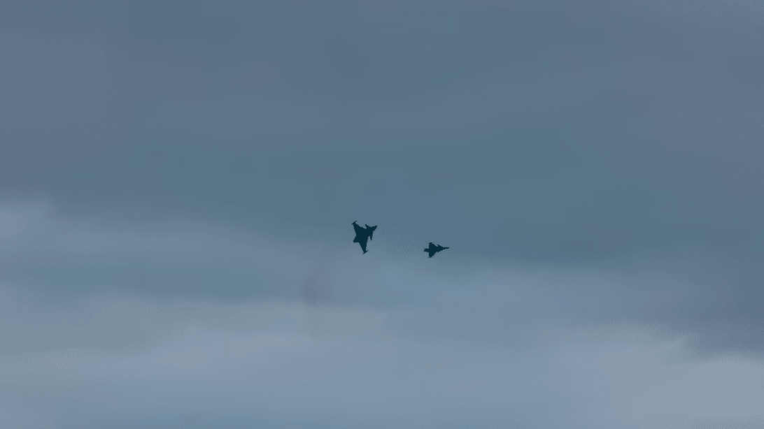 10 Most Insane Air Show Stunts – War Bird Fanatics