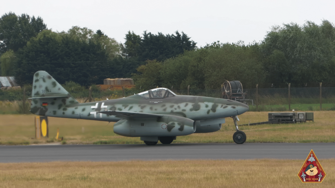 RARE FORMATION! Me 262, P-51, and Spitfire In Formation – War Bird Fanatics